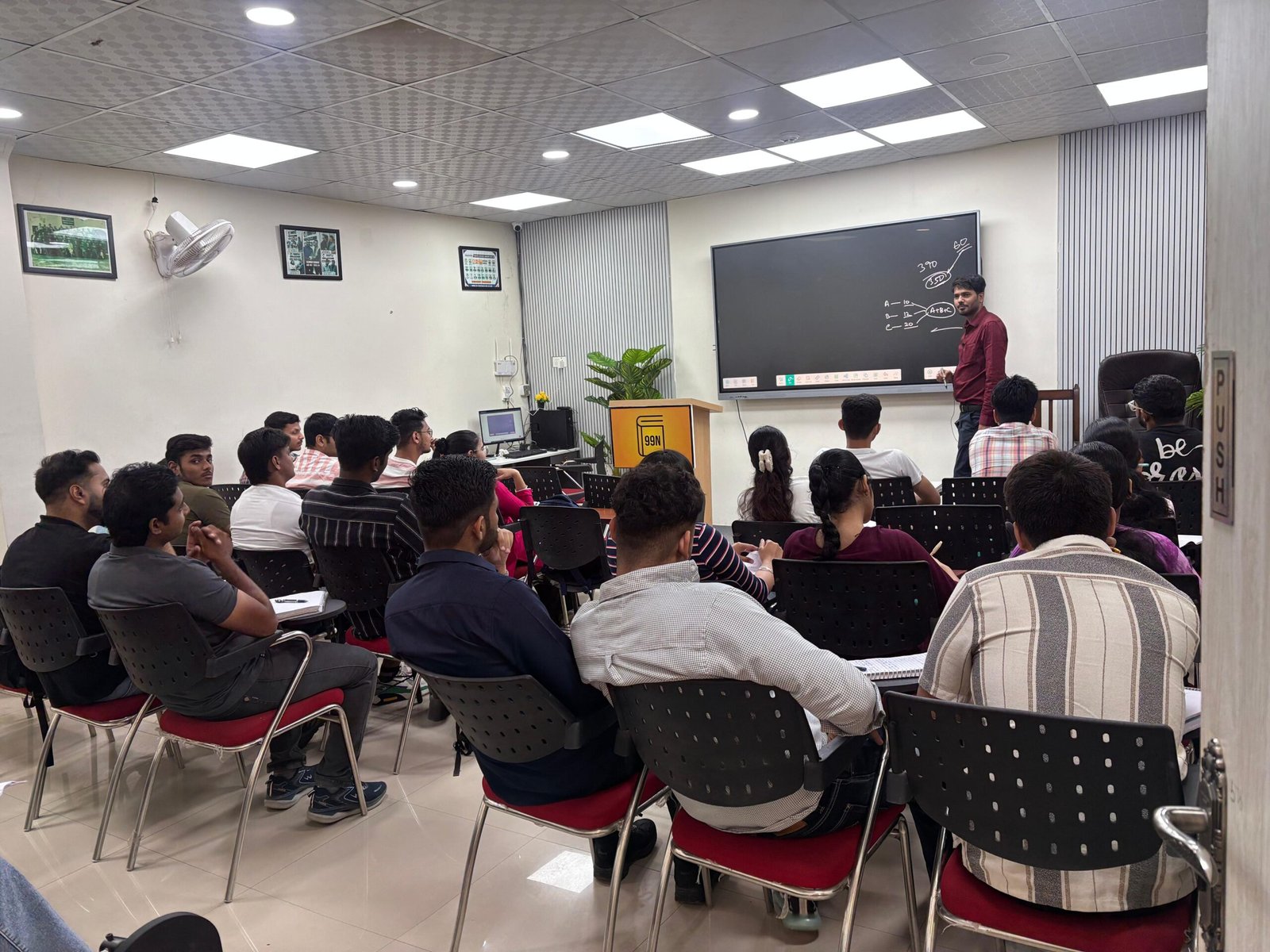 Best UPSC/IAS Coaching In India With Affordable Fees| Join Now